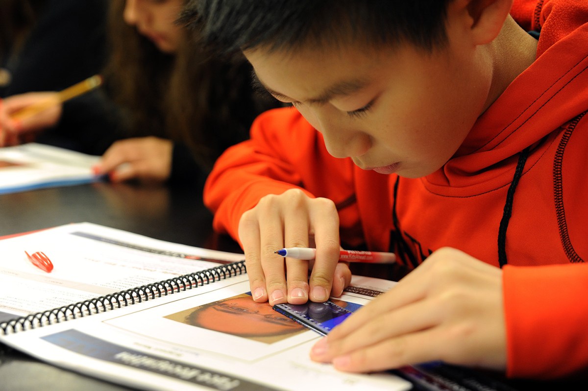 Colorado Students Use STEM to Solve ‘Crime’ | Dustin Senger